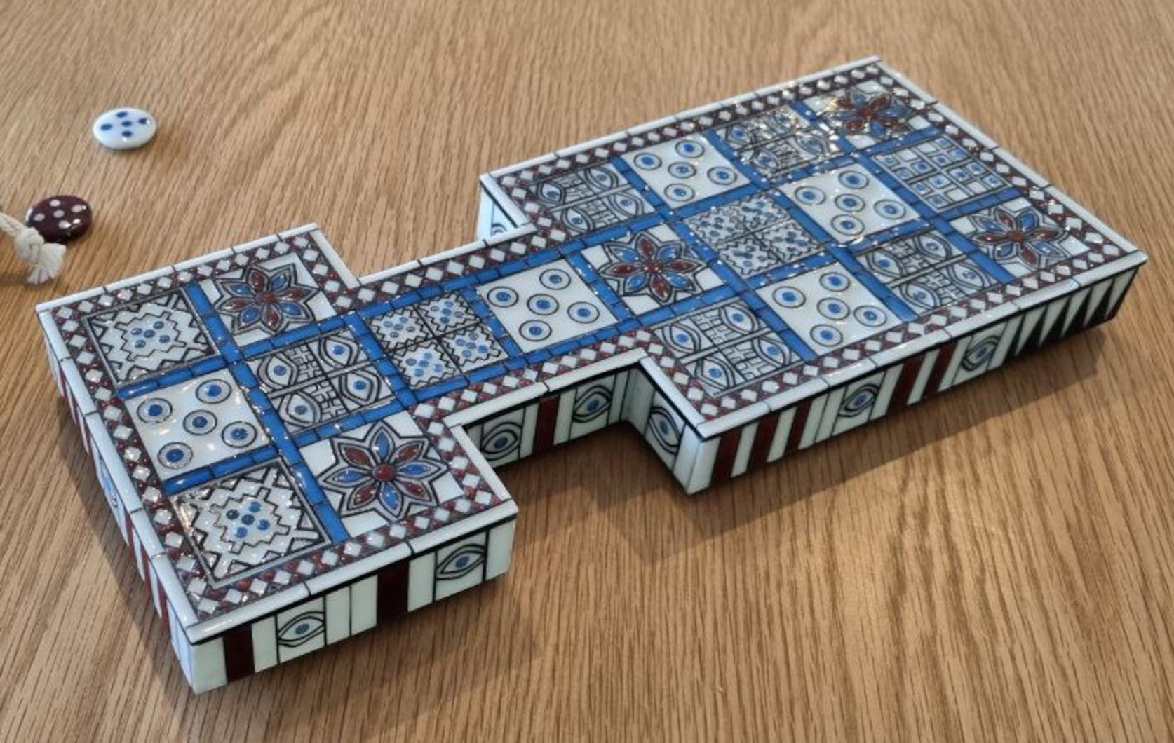 Rules, dice, and history of the Royal Game of Ur - RoyalUr.net